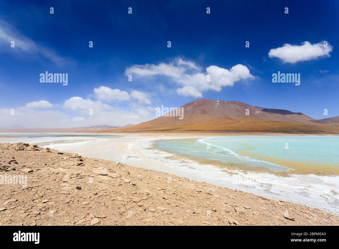 Laguna Verde landscape,Bolivia.Beautiful bolivian panorama.Green lagoon ...