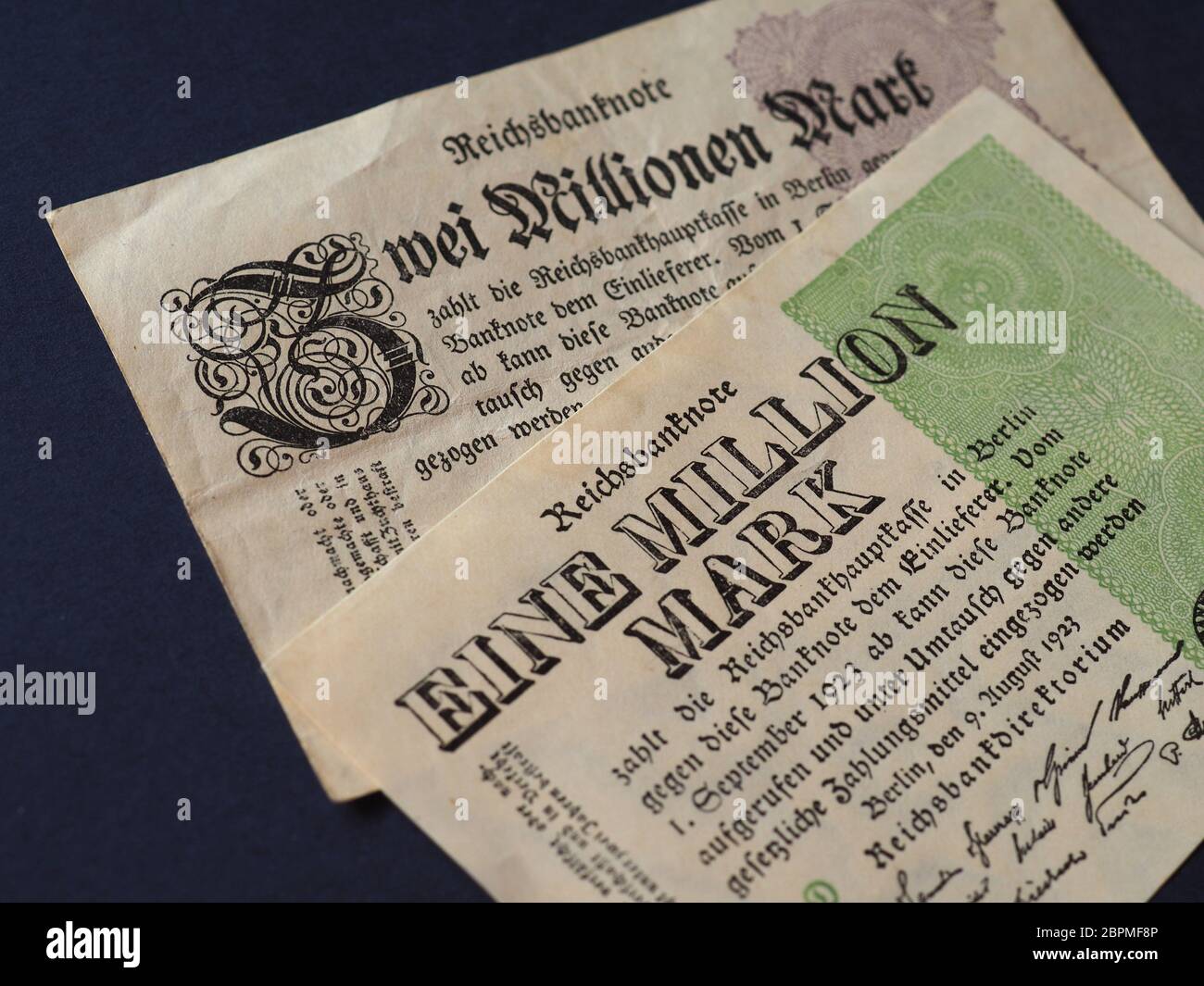 German two zwei mark banknote hi-res stock photography and images - Alamy