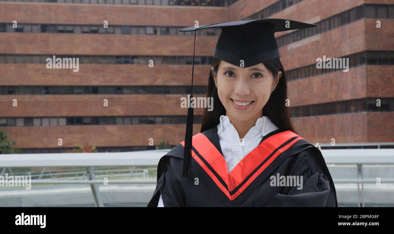 Korean graduation ceremony hi-res stock photography and images - Alamy