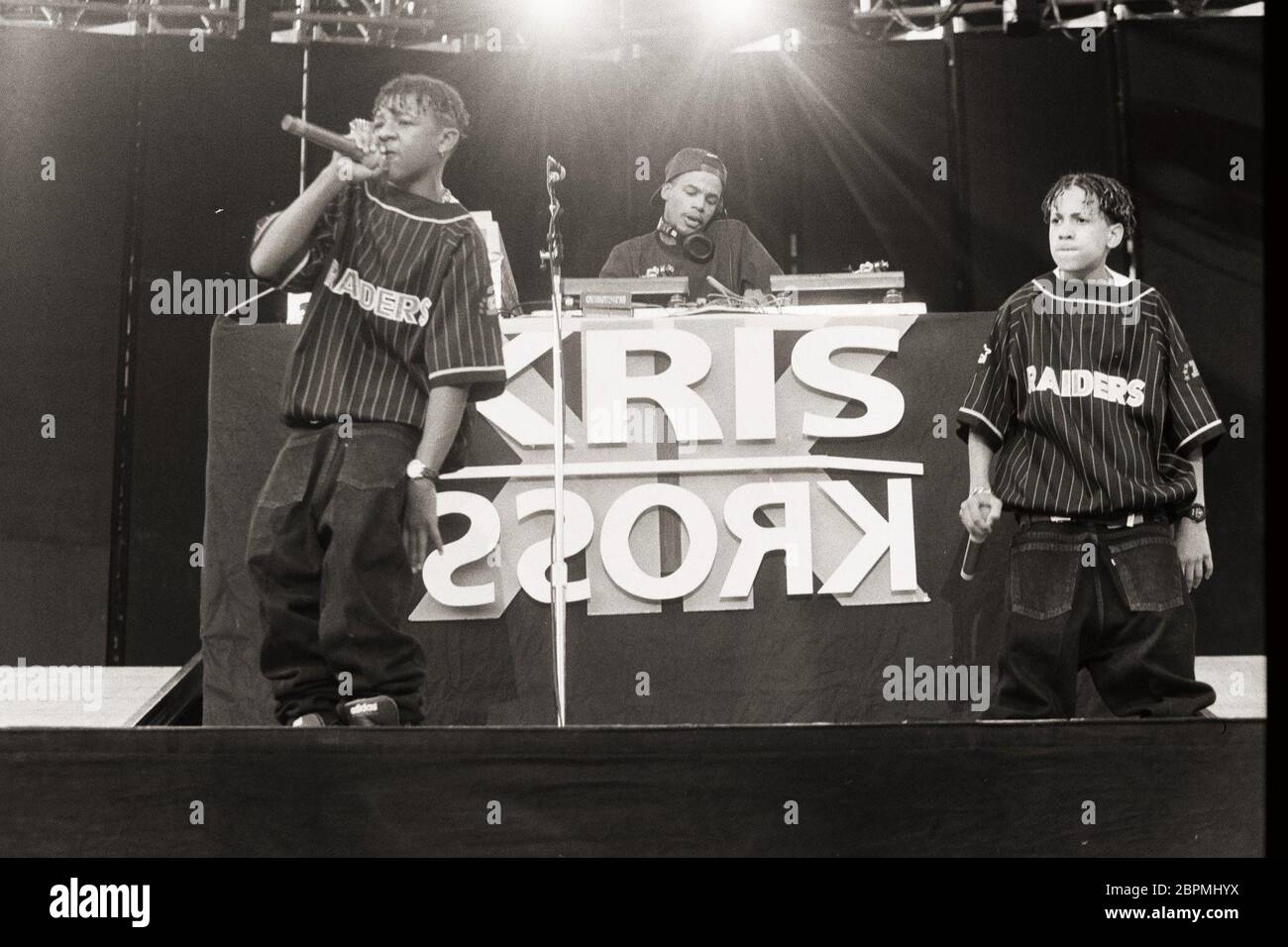 Kris kross hi-res stock photography and images - Alamy
