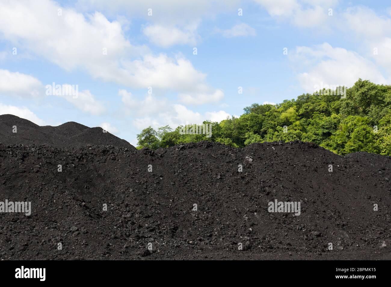 Coal Stock pile. used in the industry Stock Photo - Alamy