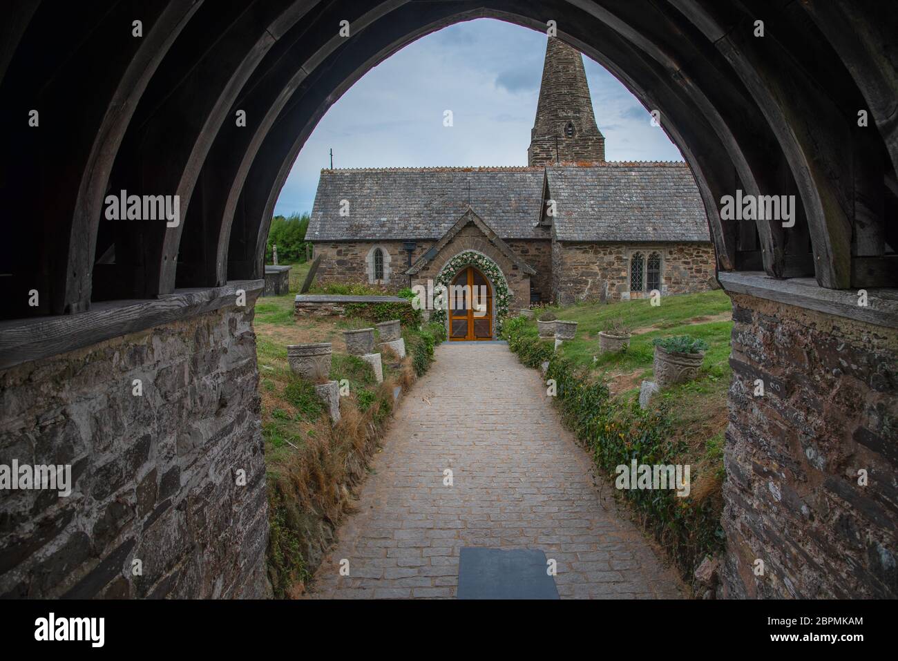 St_enodoc_church hi-res stock photography and images - Alamy