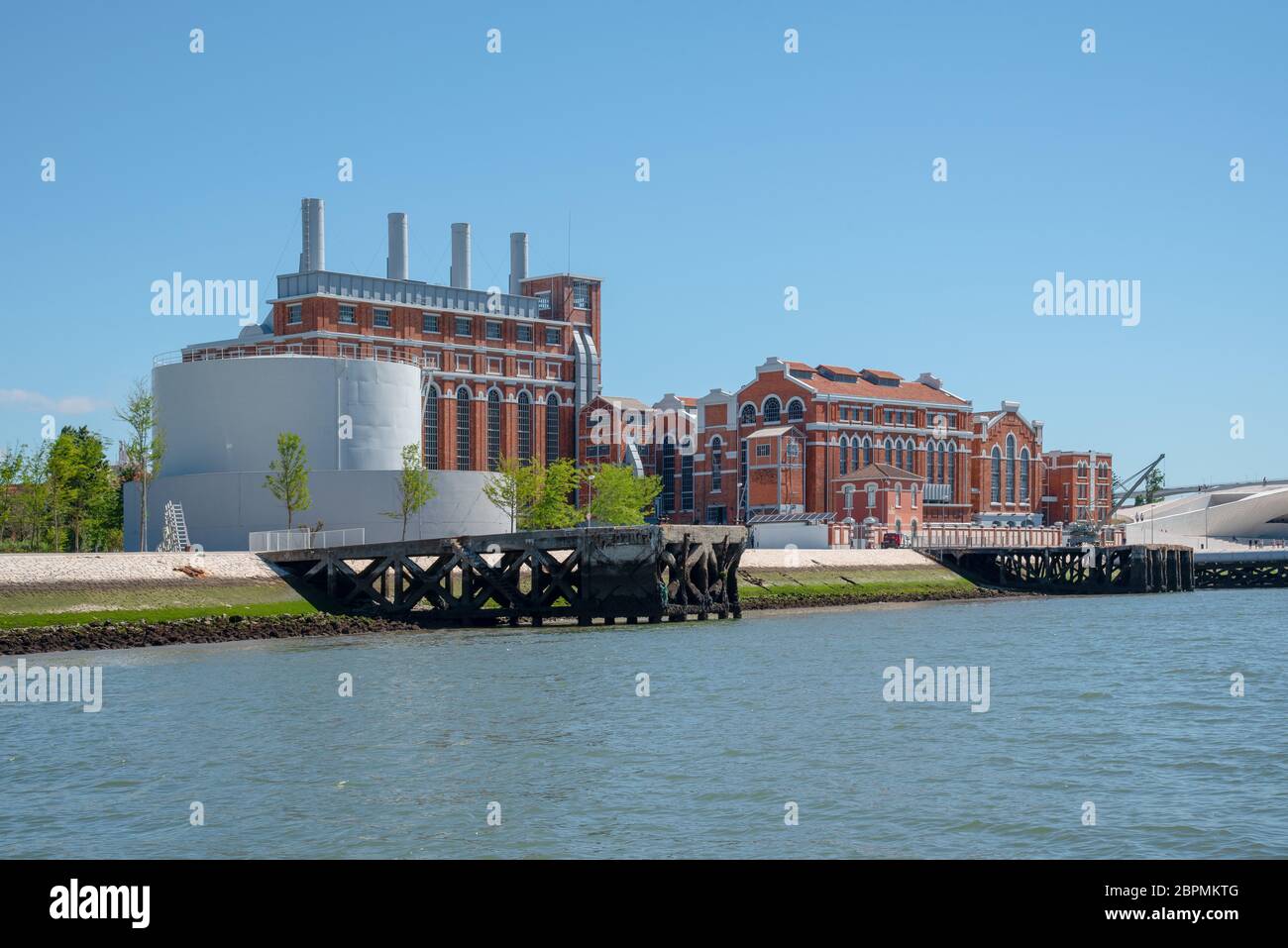 The Tejo Power Station was a thermoelectric power plant. After shut ...