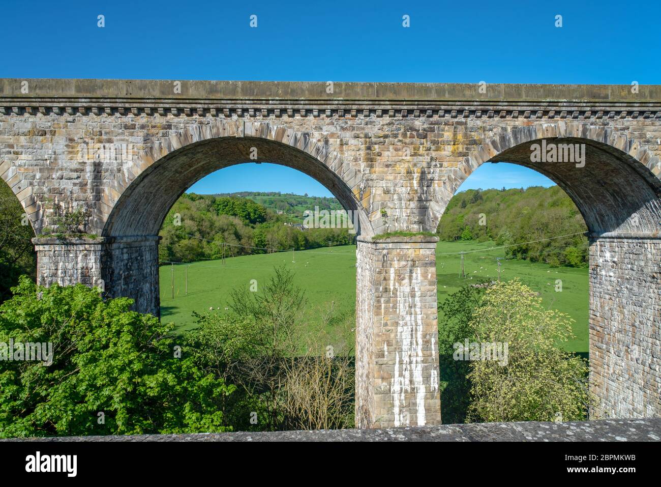 Chirk aquaduct and viaduct hi-res stock photography and images - Alamy