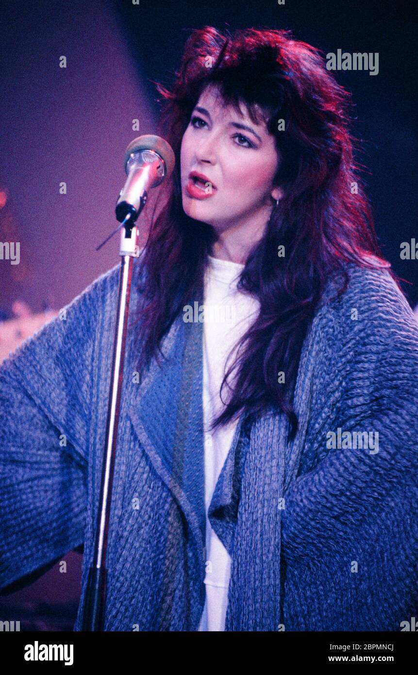 Kate Bush - Peter's Pop Show - 1985 - Kate Bush performt in der ZDF ...