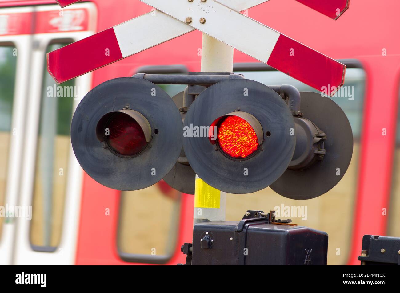 Train stop red signal hi-res stock photography and images - Alamy