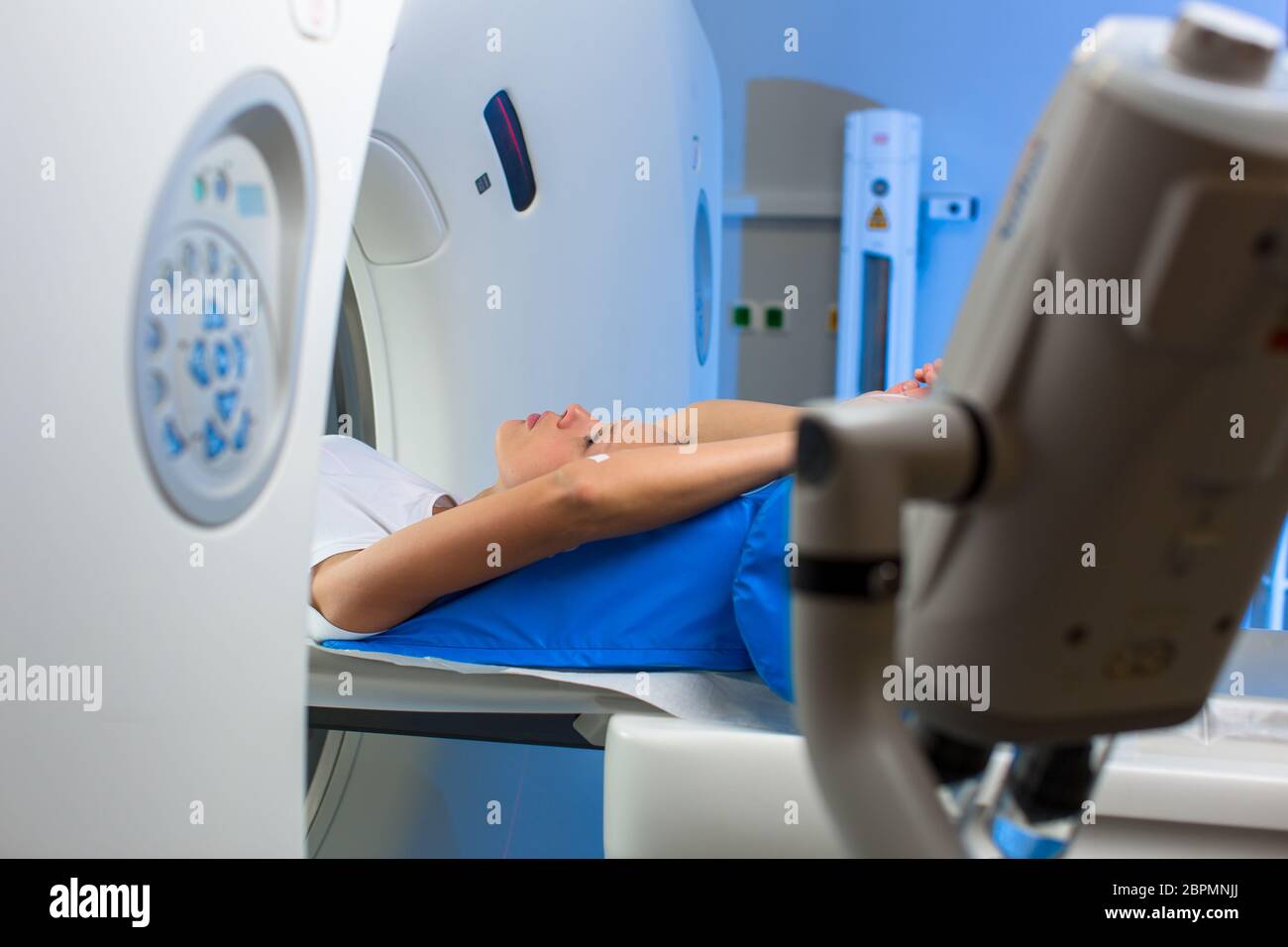 Computerized axial tomography scan hi-res stock photography and images ...