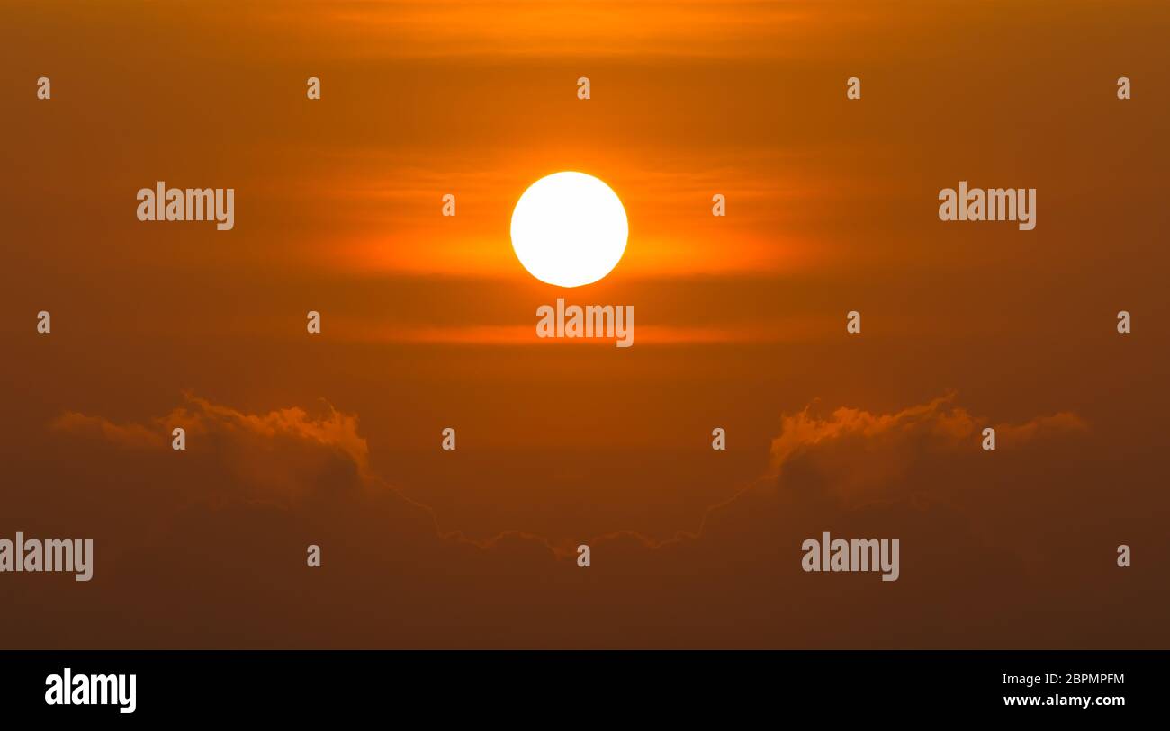 Brilliant orange sunrise hi-res stock photography and images - Alamy