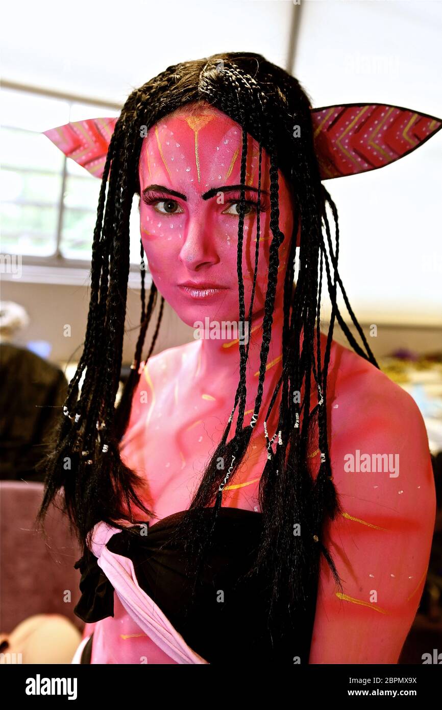 Make up and Body painting to create the Avatar characters at Kings ...
