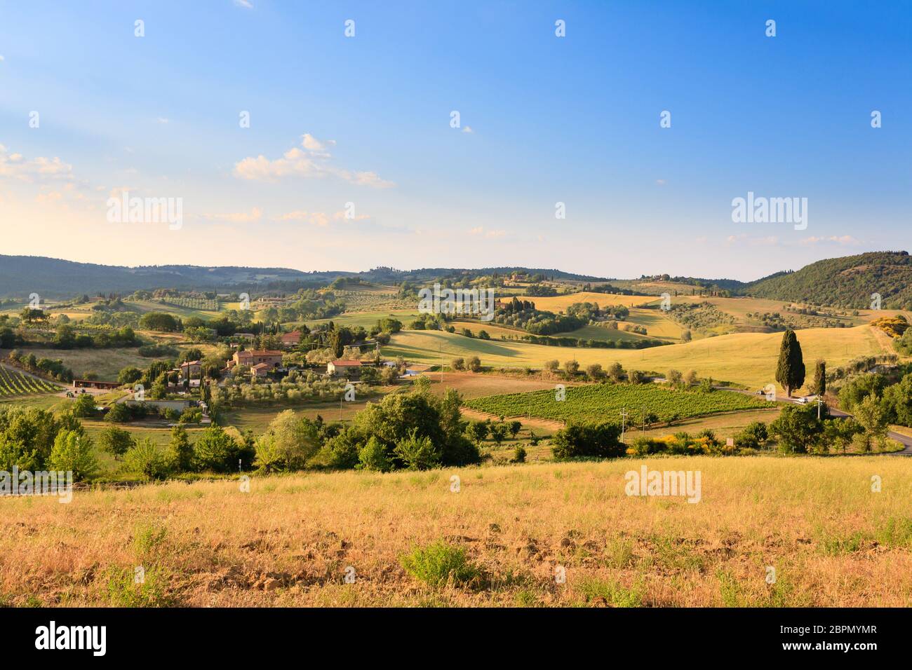 Tuscany hills landscape, Italy. Rural italian panorama Stock Photo - Alamy