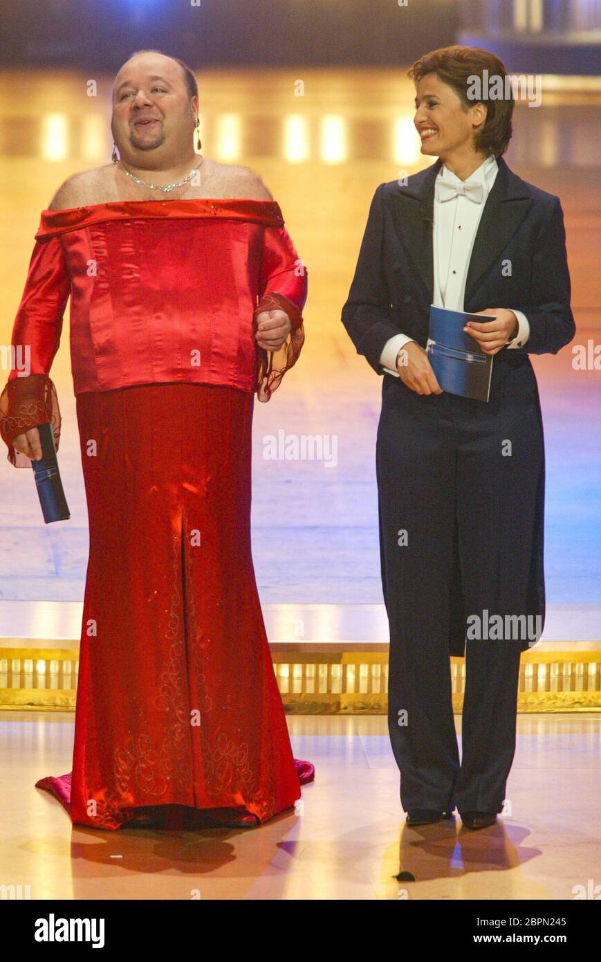 Deutscher Fernsehpreis 2002 - Dirk Bach und Sandra Maischberger Stock ...