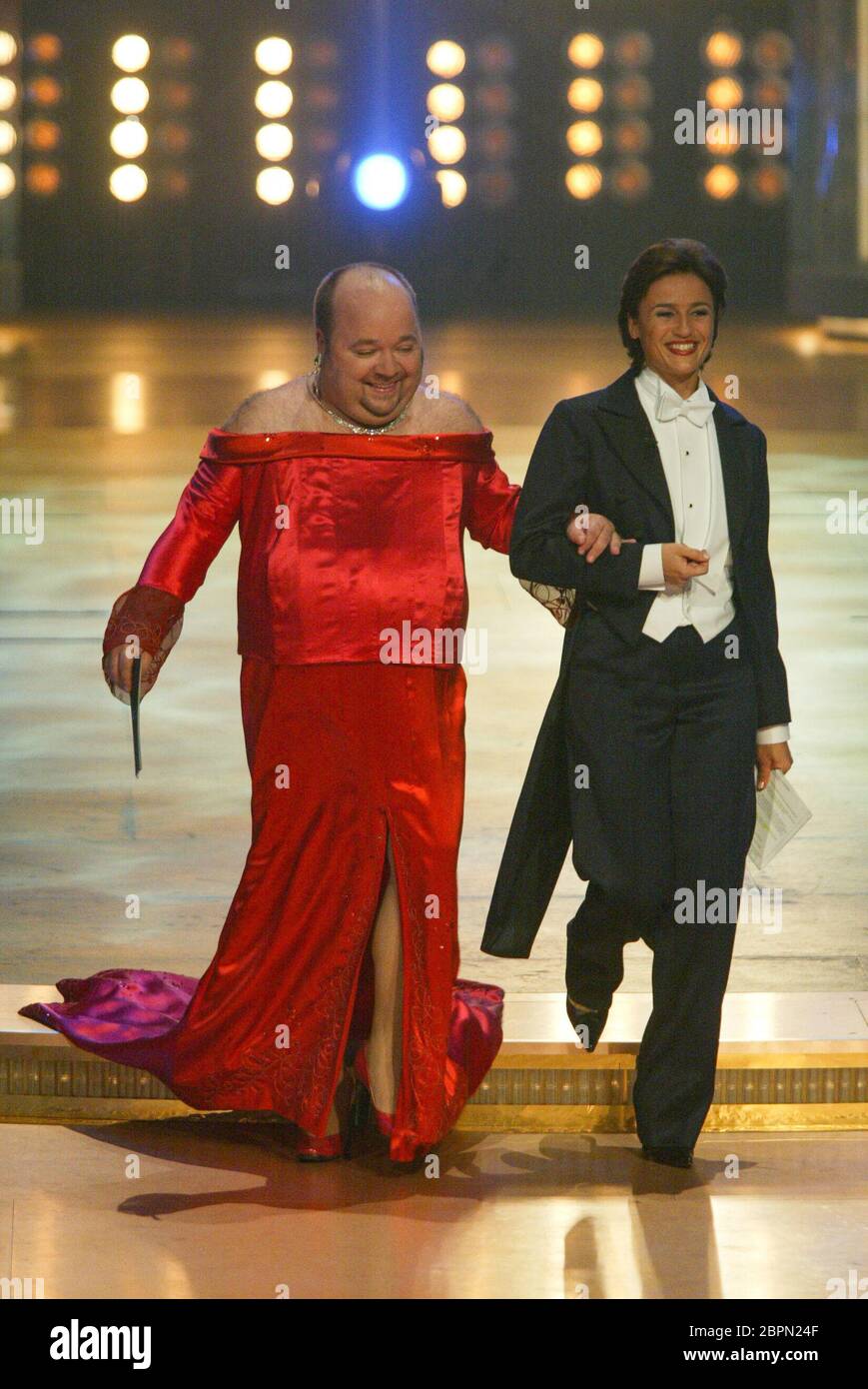 Deutscher Fernsehpreis 2002 - Dirk Bach und Sandra Maischberger Stock ...