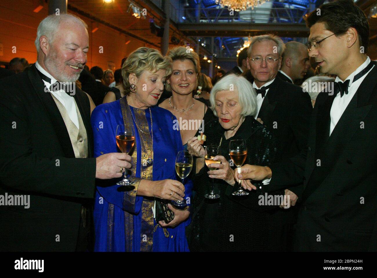 Deutscher Fernsehpreis 2002 - Auftakt zur Verleihung des 4. Deutschen ...