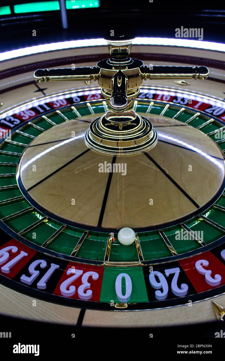 traditional roulette wheel, handmade with classic look Stock Photo - Alamy
