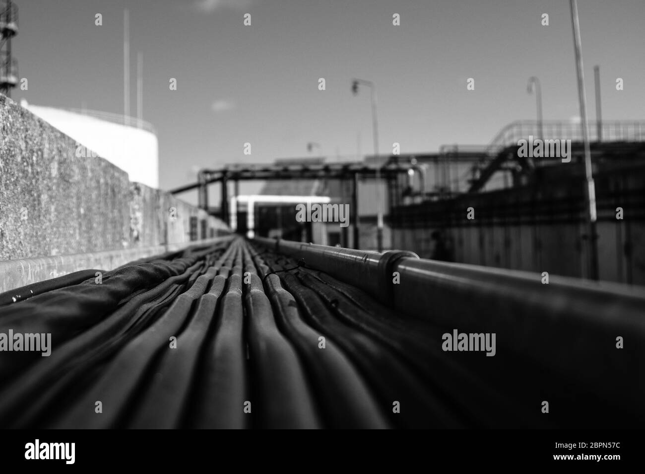 Junction of wires Black and White Stock Photos & Images - Alamy