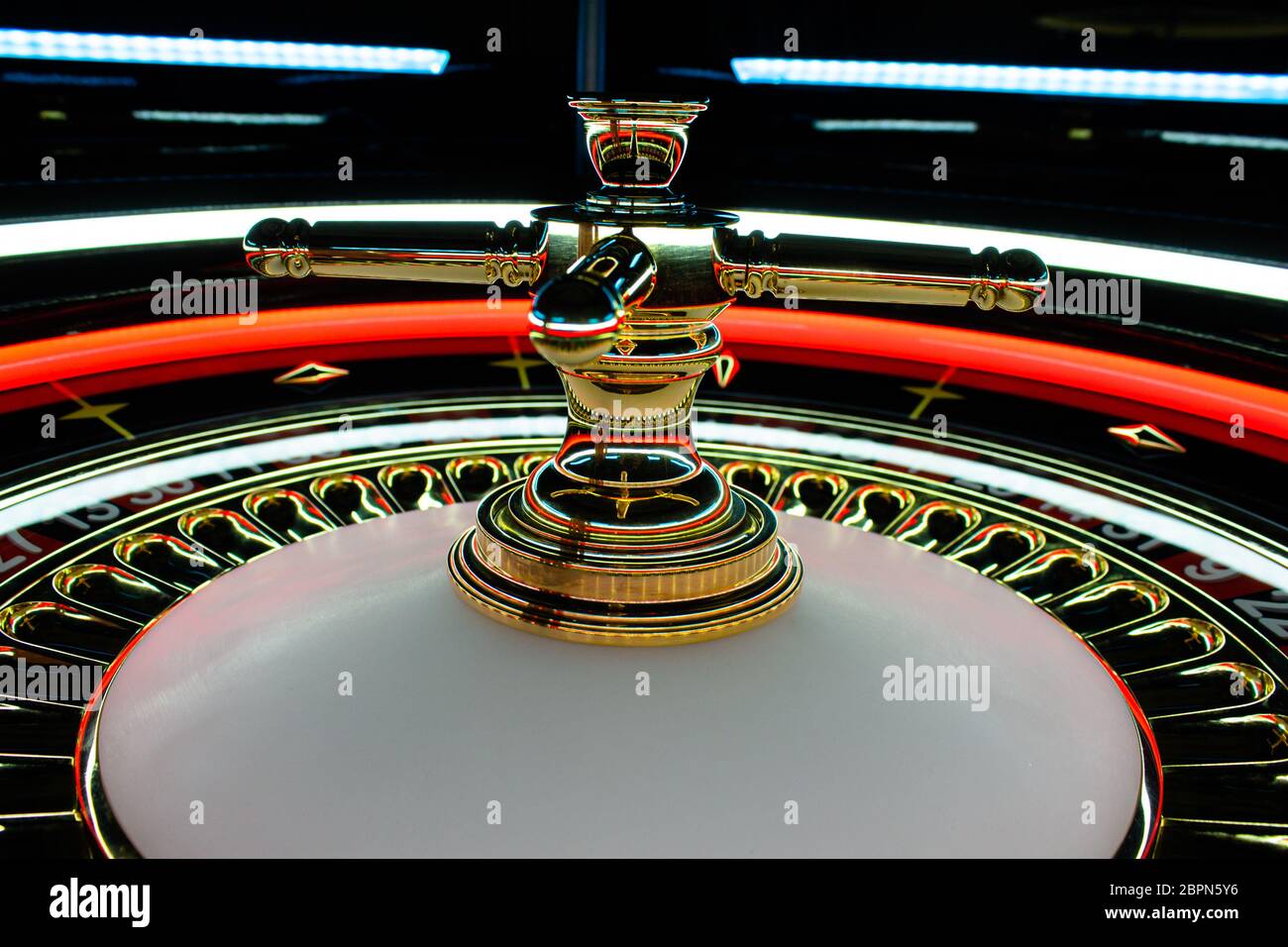 traditional roulette wheel, handmade with classic look Stock Photo - Alamy