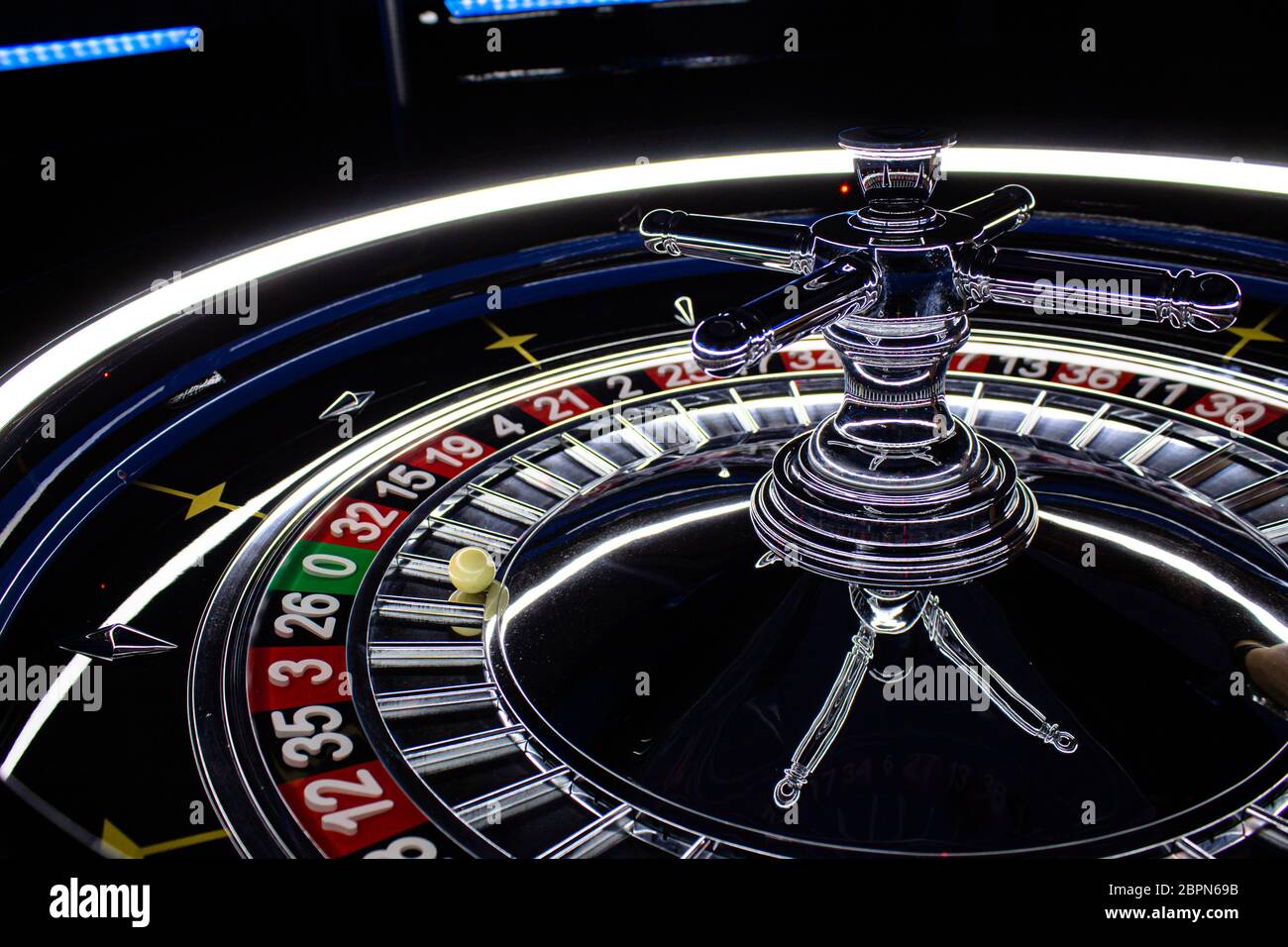 traditional roulette wheel, handmade with classic look Stock Photo - Alamy