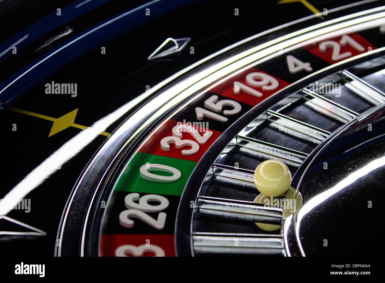 traditional roulette wheel, handmade with classic look Stock Photo - Alamy