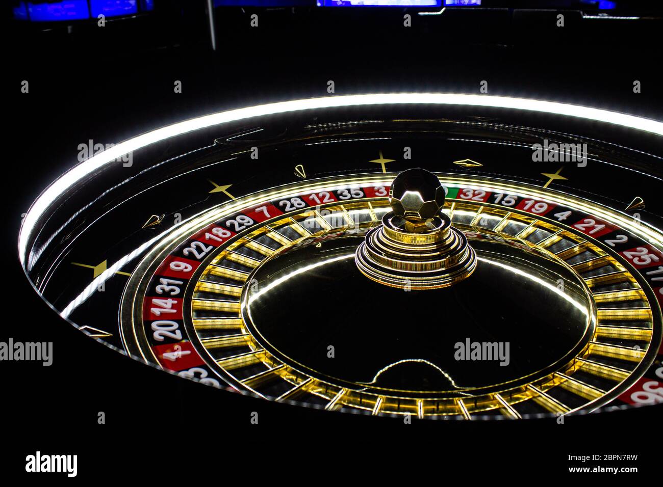 traditional roulette wheel, handmade with classic look Stock Photo - Alamy