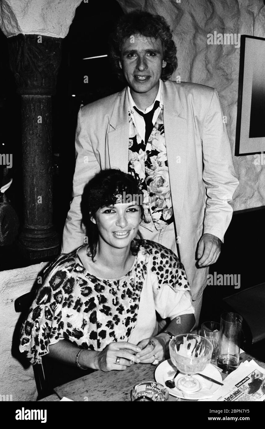 Promi restaurant hi-res stock photography and images - Alamy