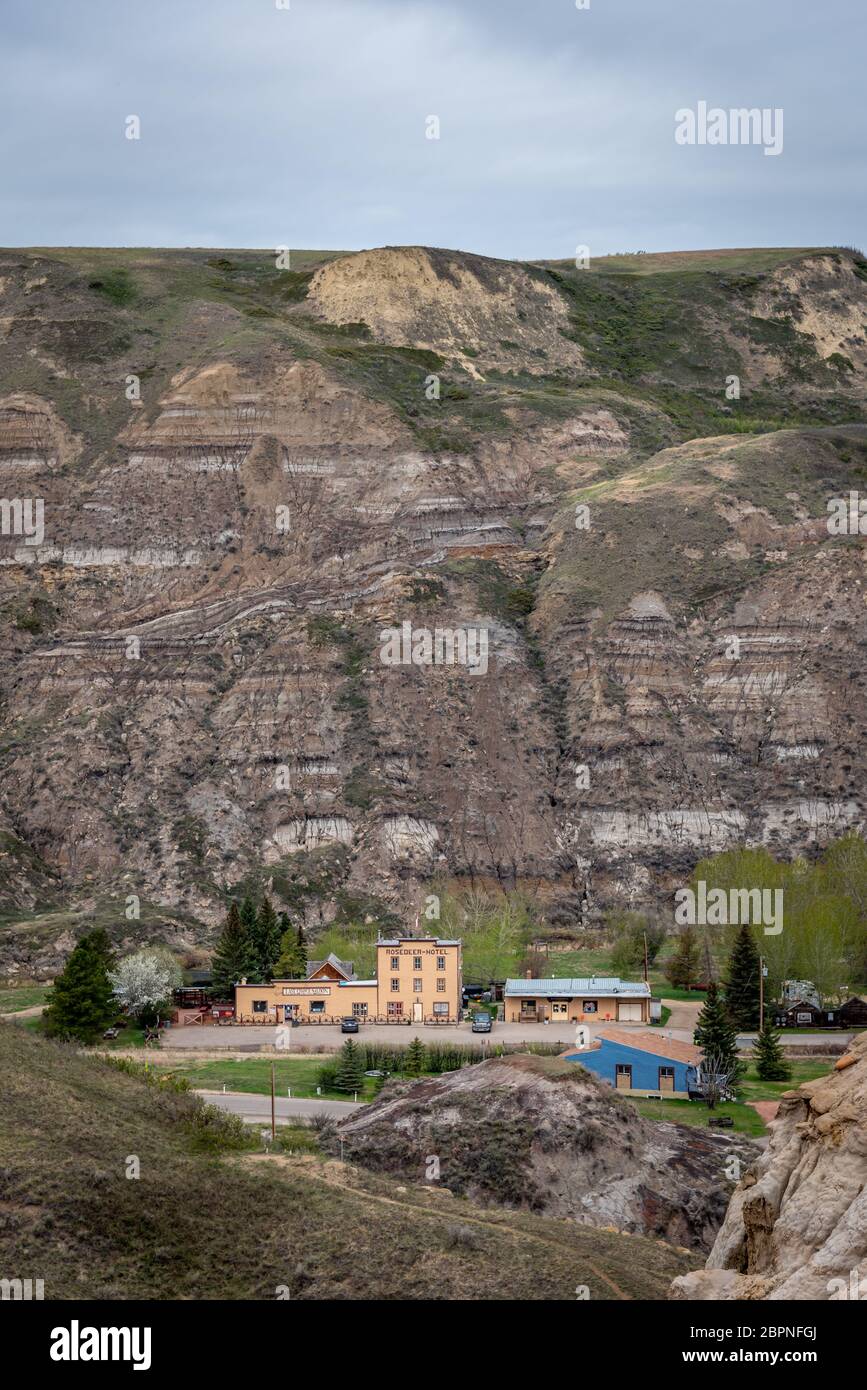 Wayne, Alberta - May 18, 2020: View of the historic Rosedeer Hotel in ...