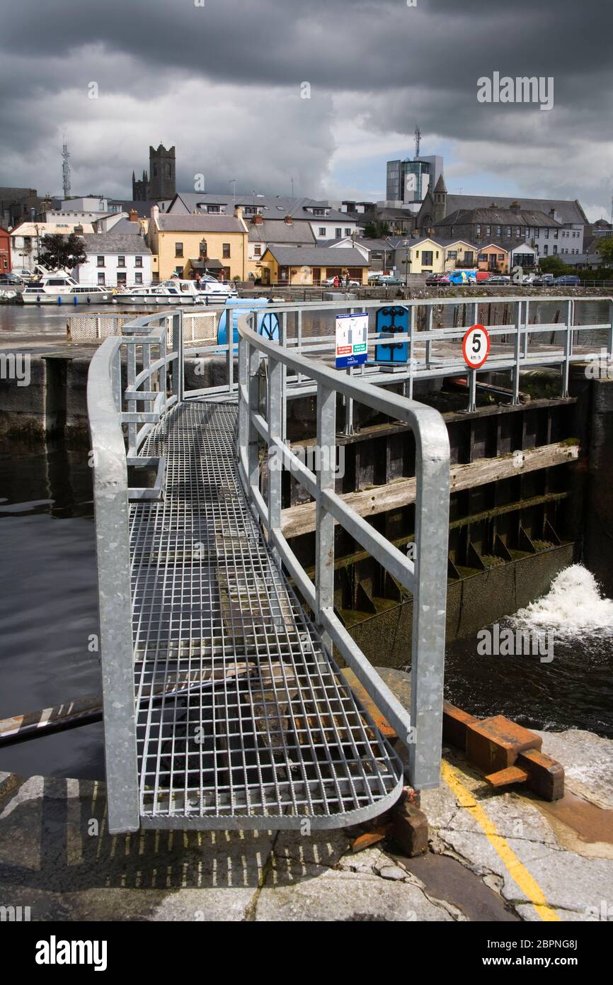 Athlone lock hi-res stock photography and images - Alamy