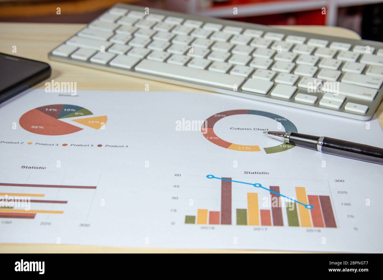 Paper documents Business Charts, graphs and analysis Stock Photo - Alamy