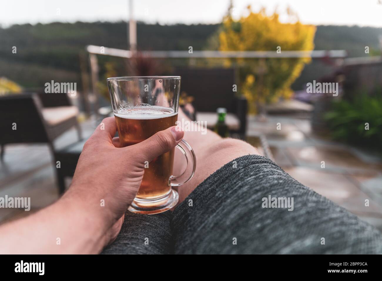 Male beer outdoors hi-res stock photography and images - Alamy