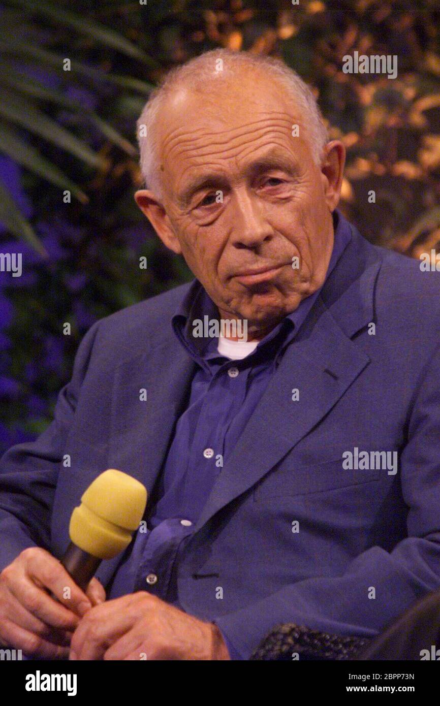 Interview mikrofon hi-res stock photography and images - Alamy