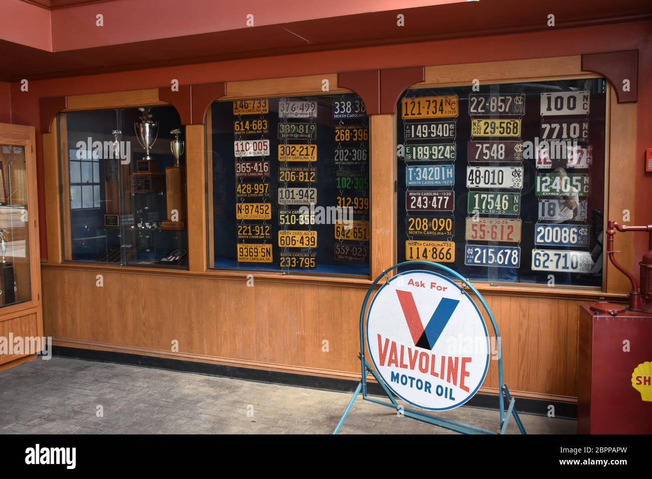 Display Plates Car at Albert Jarman blog