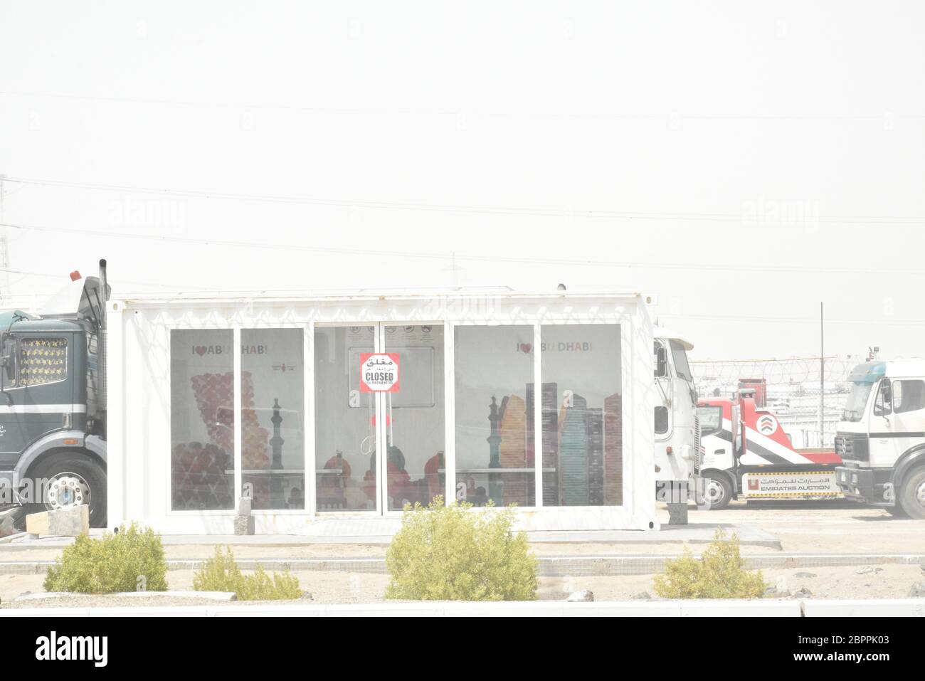 Modern bus shelter hi-res stock photography and images - Alamy