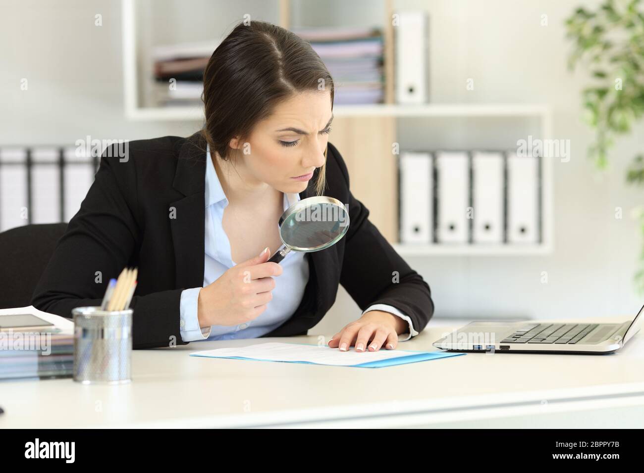 Employee suspicious hi-res stock photography and images - Alamy