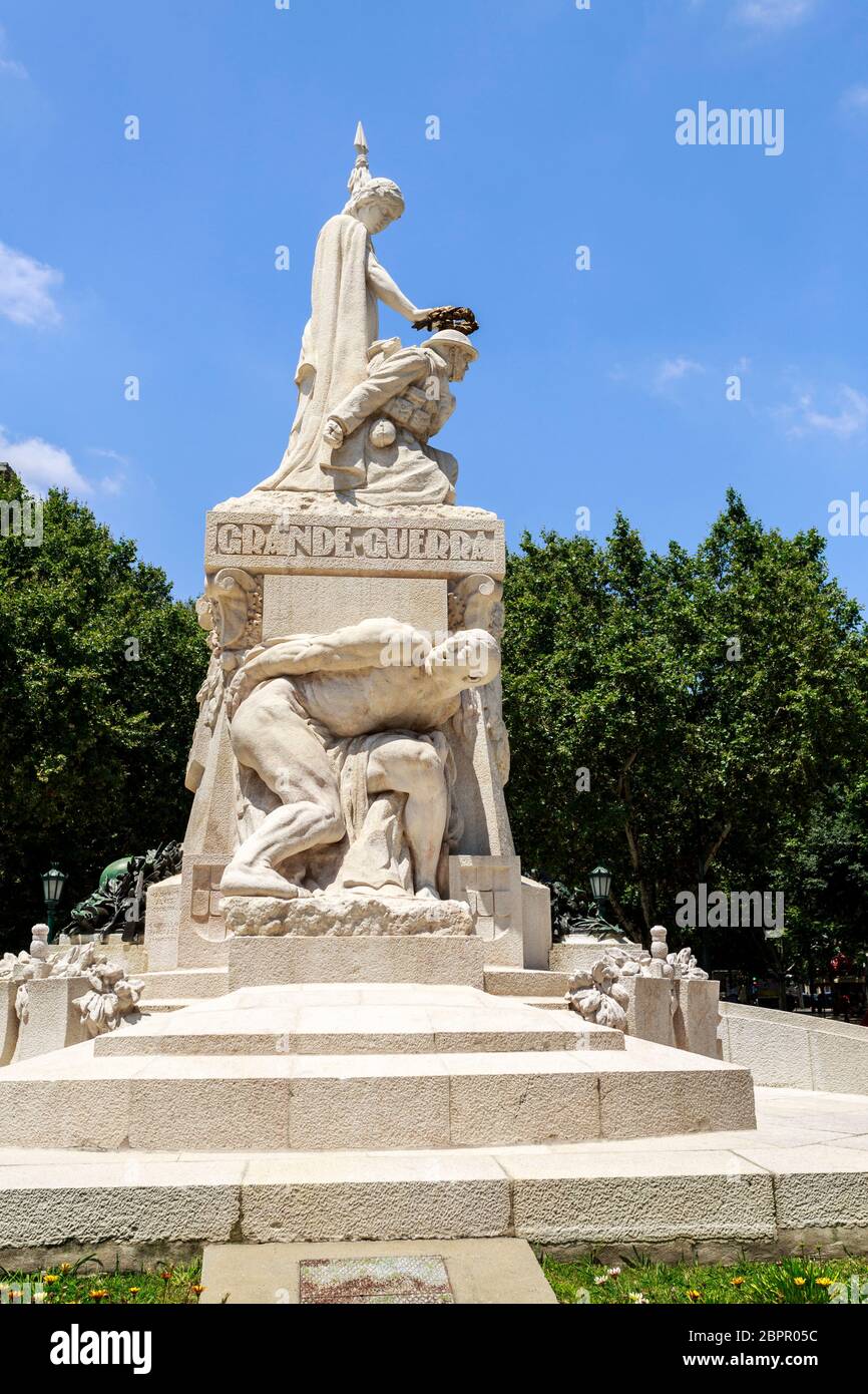 View of the monument honouring the Portuguese combatants in World War I ...