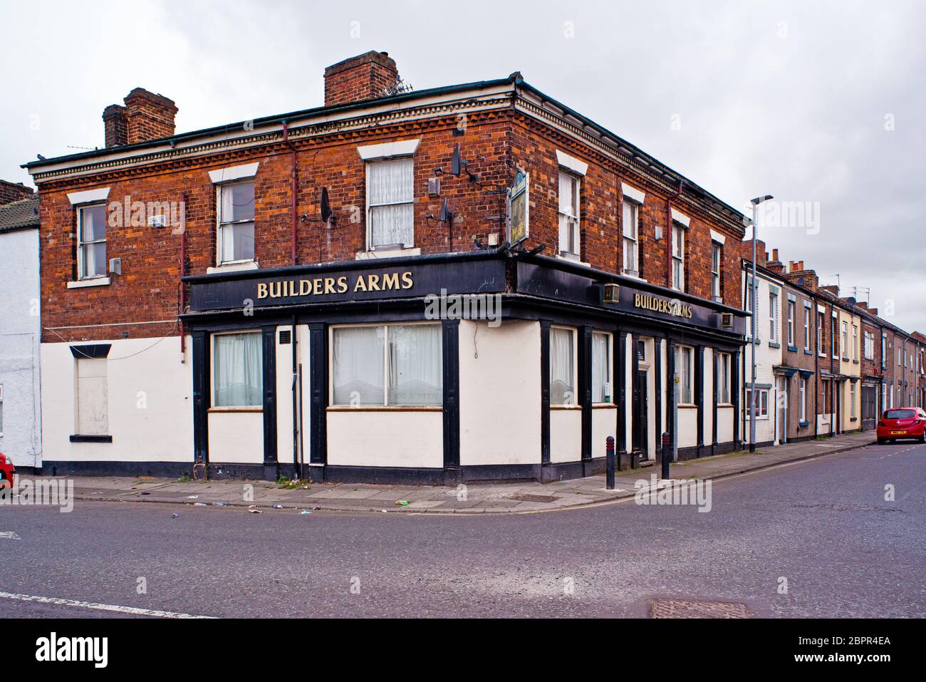 The Builders Arms Pub, Hopetown Lane, Darlington, England Stock Photo ...