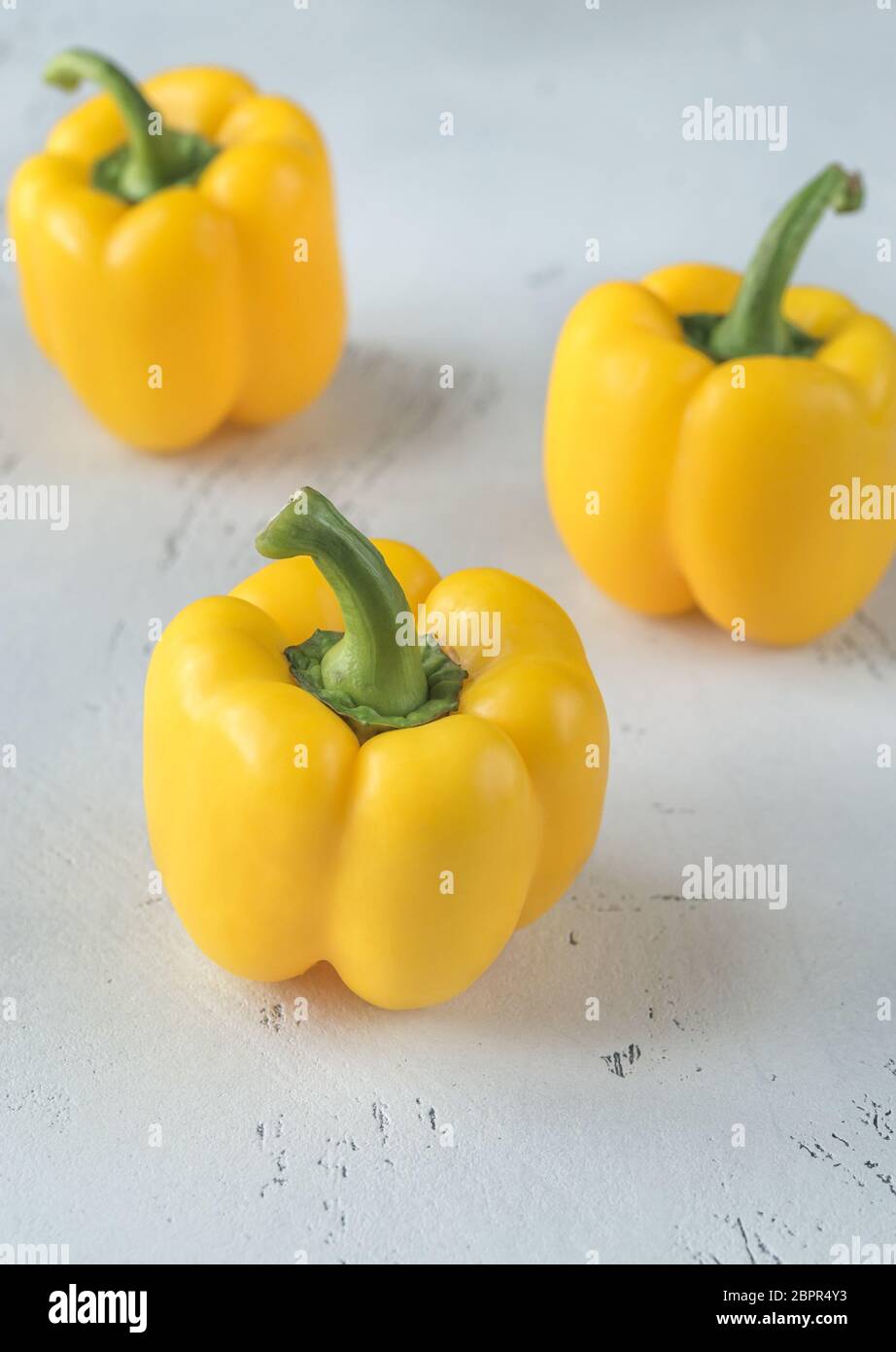 Fresh yellow bell peppers Stock Photo - Alamy