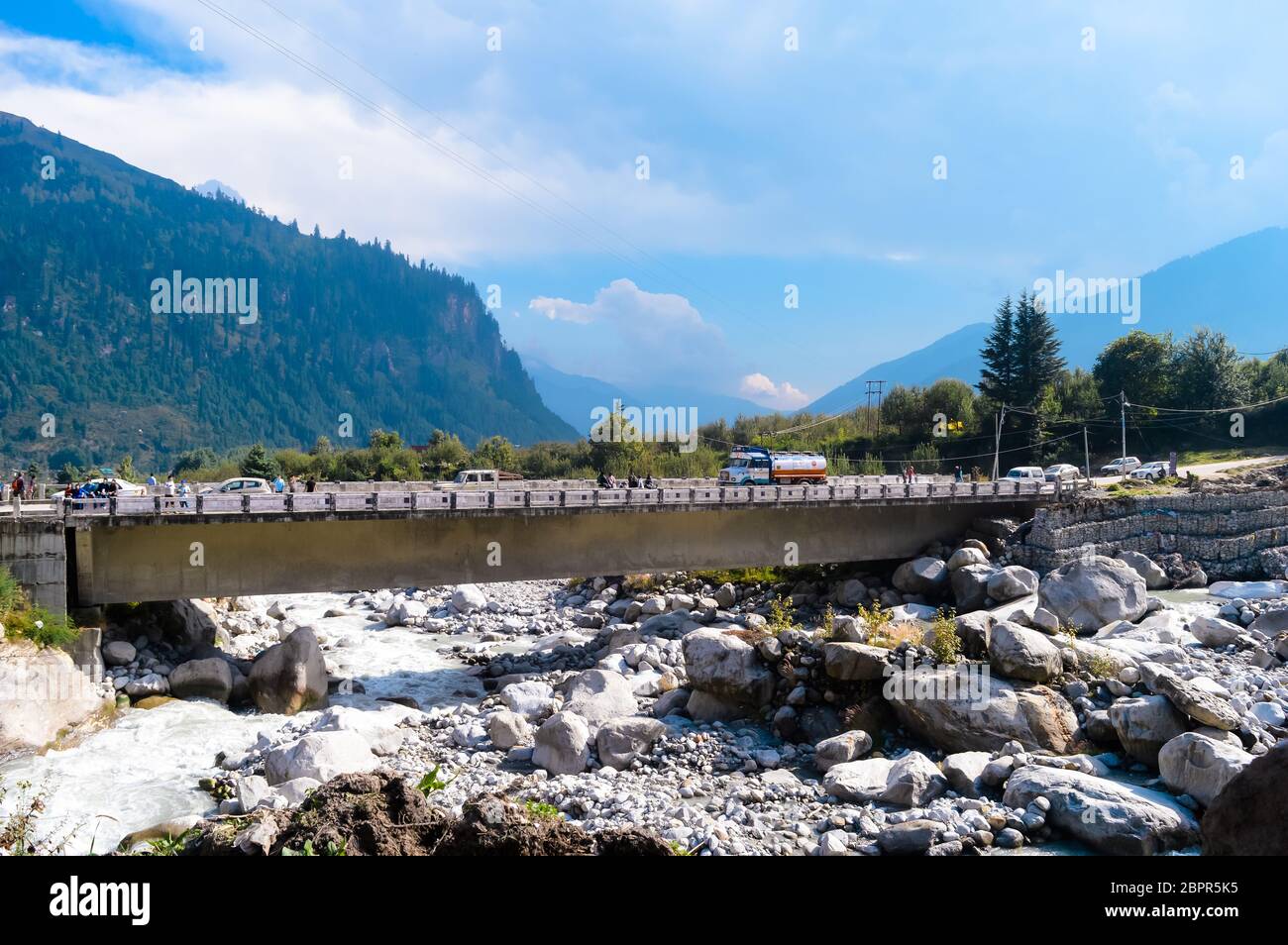 Landscape view of Manali City, Himachal Pradesh, Kullu, India Stock ...