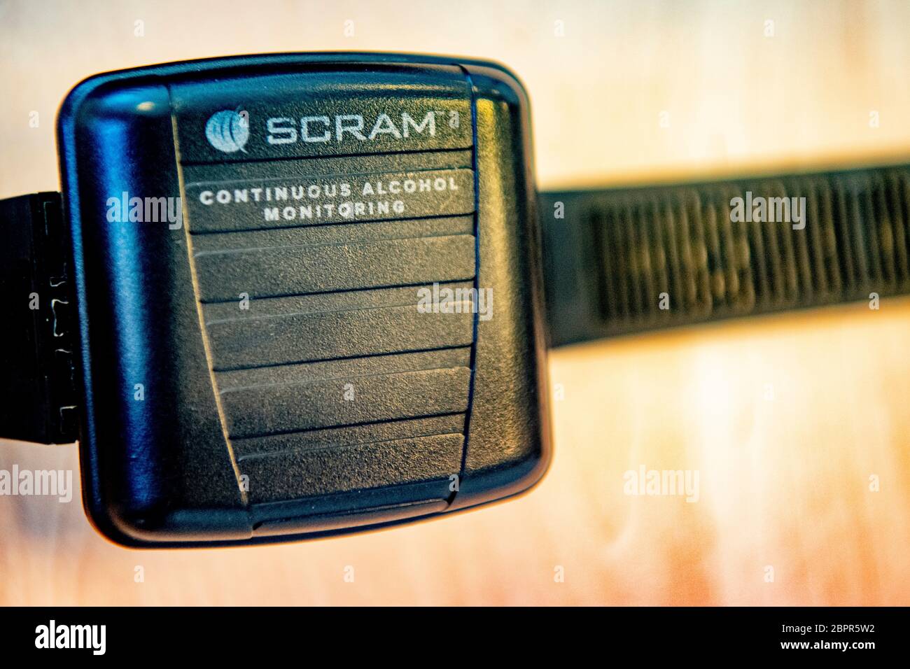 The alcoholmeter, an ankle strap that measures alcohol consumption ...