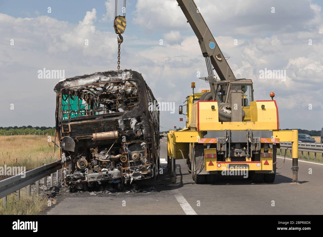 Burned Coach Bus Highway Recovery Assistance Stock Photo - Alamy