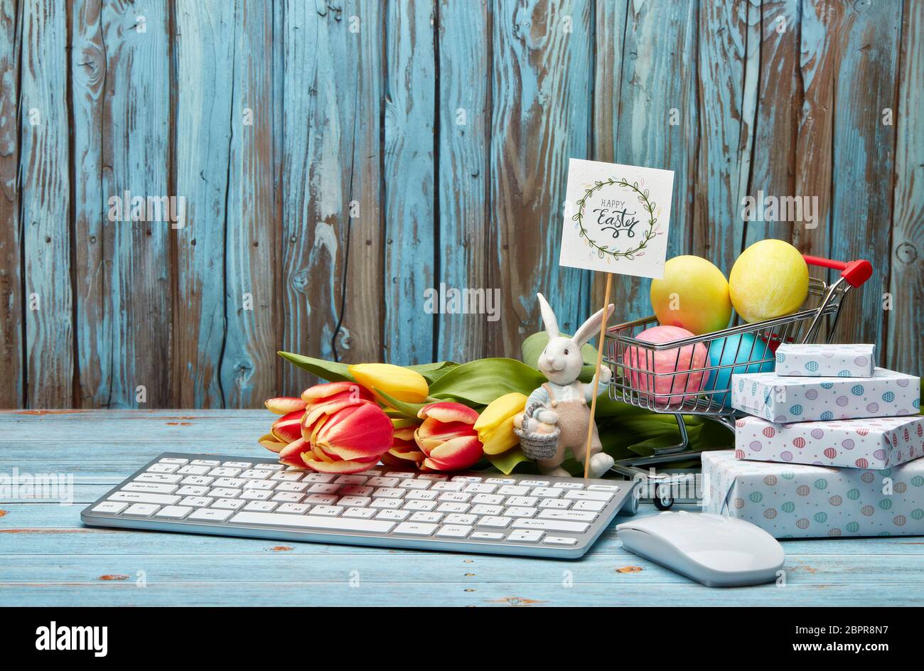 Rabbit with shopping trolly hi-res stock photography and images - Alamy