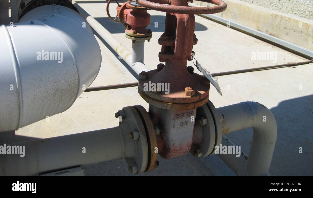 Oil refinery. Equipment for primary oil refining Stock Photo - Alamy