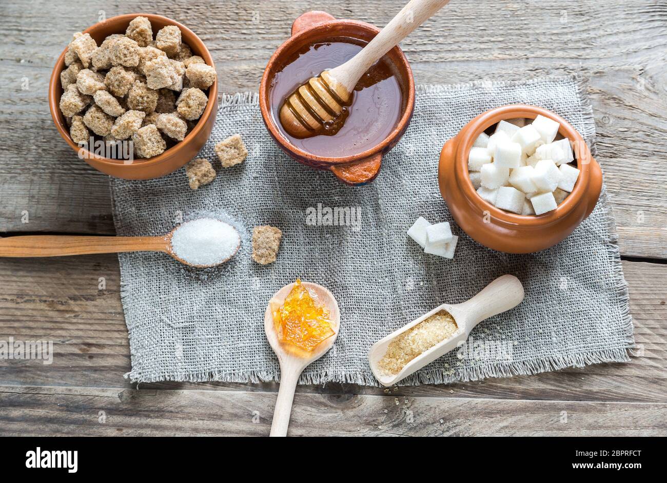 Different types and forms of sugar Stock Photo - Alamy