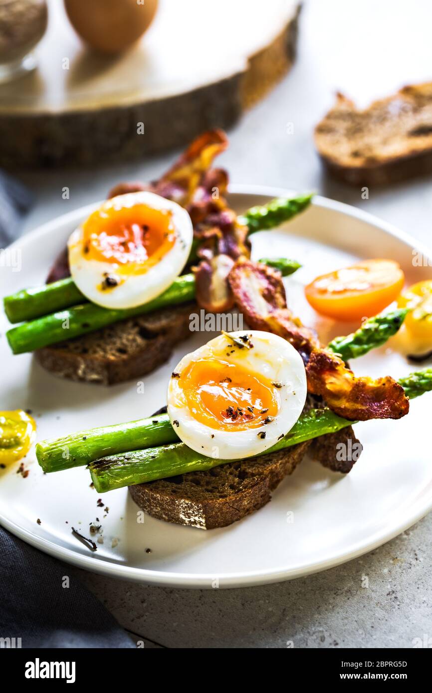 Bacon ,Seared Aspargus and Soft boiled egg on Rye bread open Sandwich ...