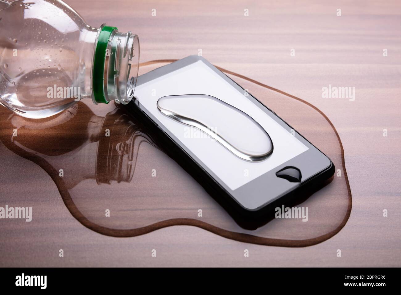 Spilled water table glass hi-res stock photography and images - Alamy