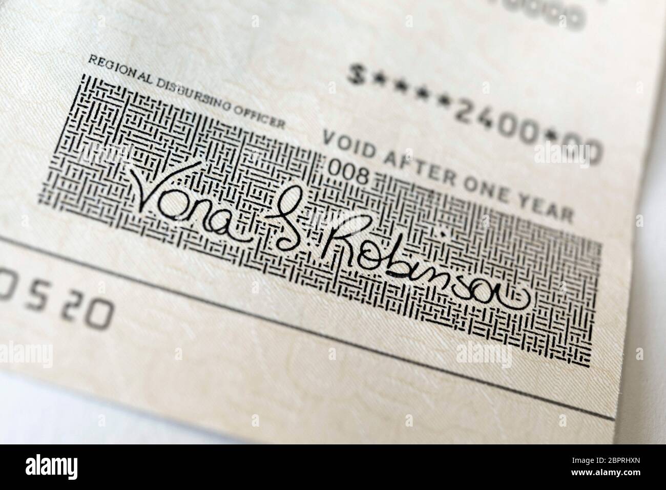 Check signature hi-res stock photography and images - Alamy