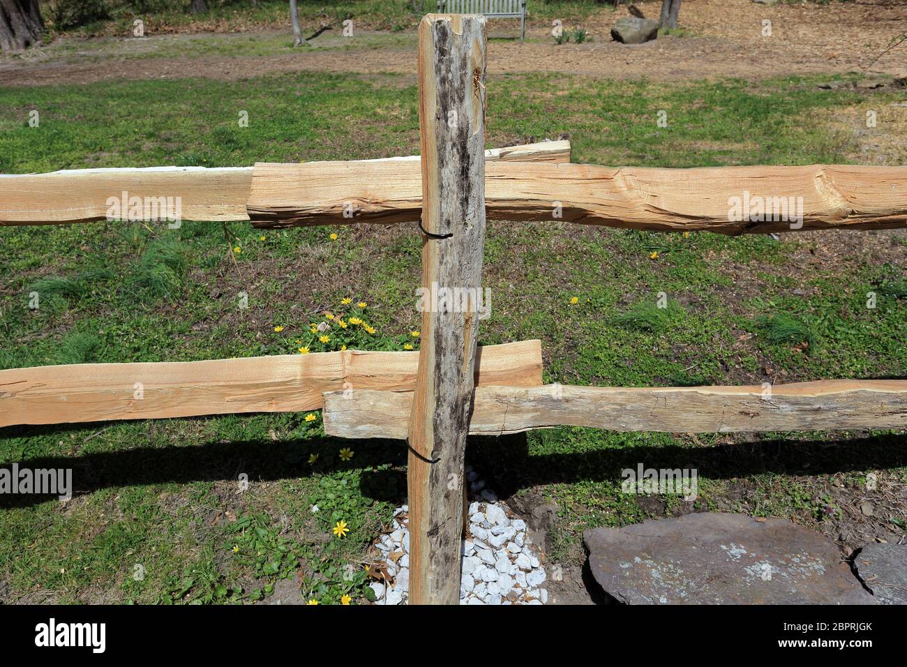 Split rail fence hi-res stock photography and images - Alamy