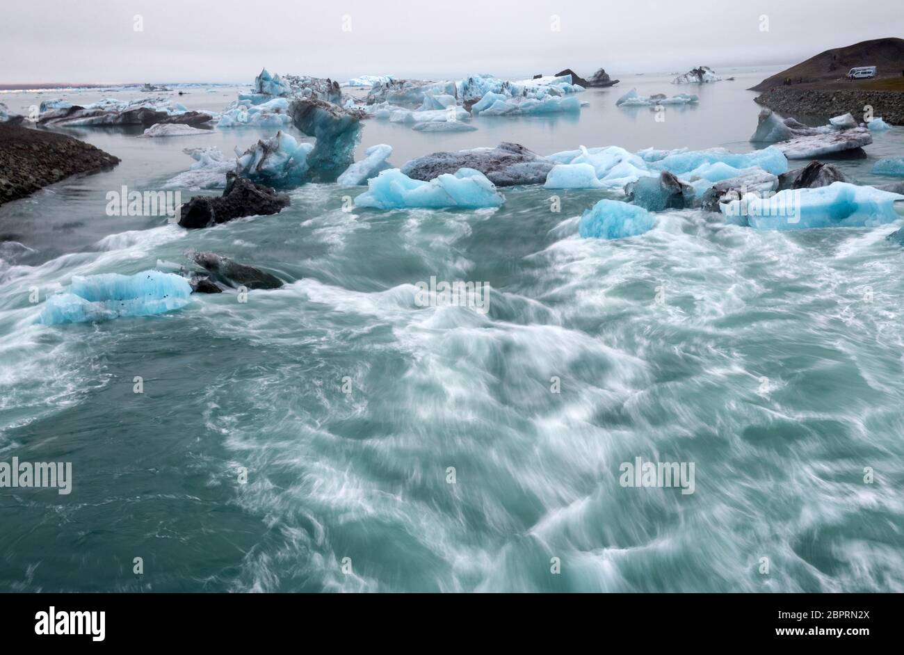 Icebergs in Jokulsarlon beautiful glacial lagoon in Iceland ...