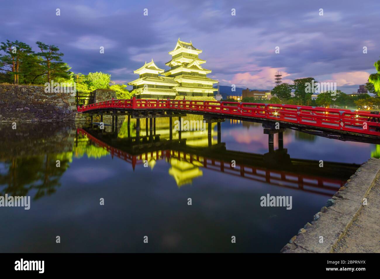 Night view of the Matsumoto Castle (or Crow Castle) and bridge, in ...