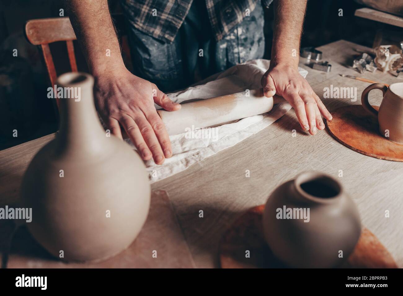 Clay art process hi-res stock photography and images - Alamy
