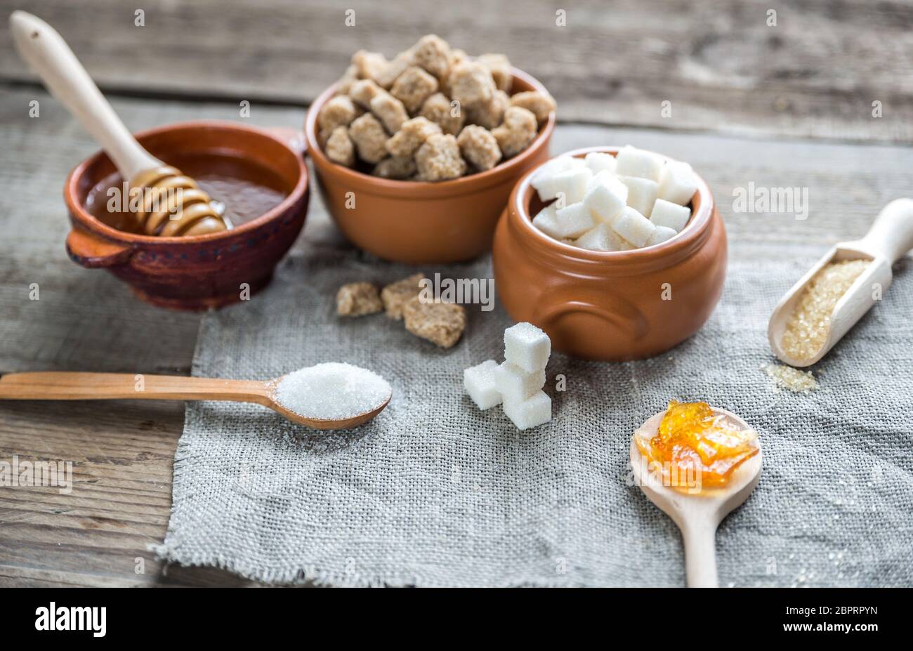 Different types and forms of sugar Stock Photo - Alamy