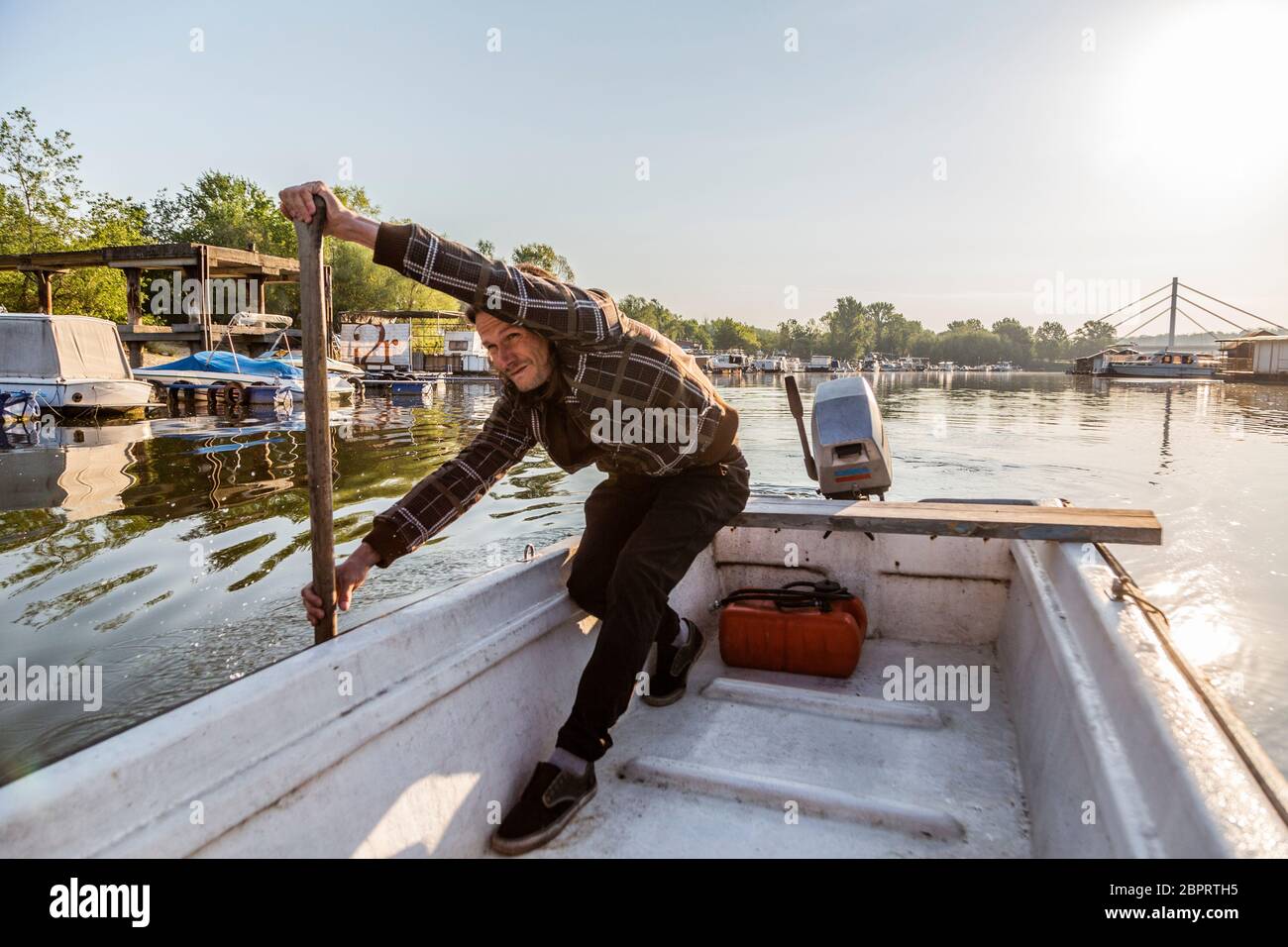 Rowing tank hi-res stock photography and images - Alamy